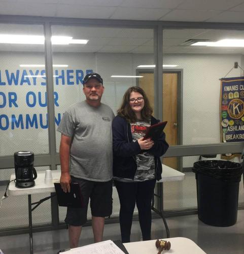 Runyon named Father of the Year | News | dailyindependent.com