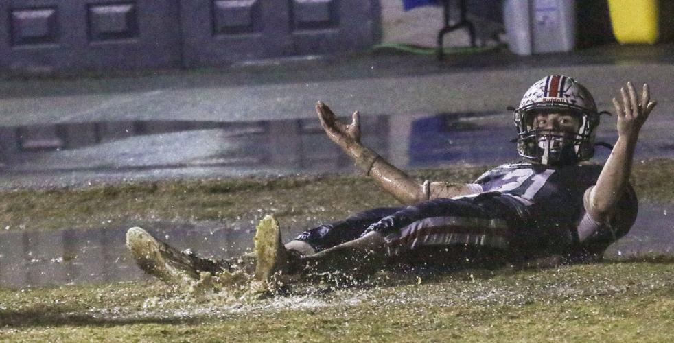 Prep roundup: Dawgs roll past Raiders; Henry County holds off East ...