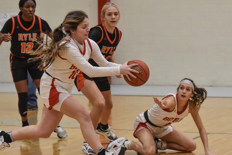 All 'Ryle'd up: Raiders pull away late for road win over Lions | Sports ...