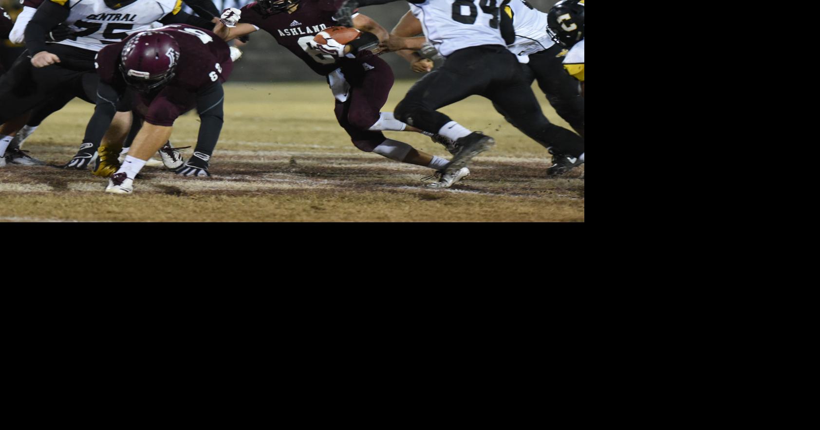 Hot Reads — Blake the backbone: Spinal fracture forces restless Hester ...