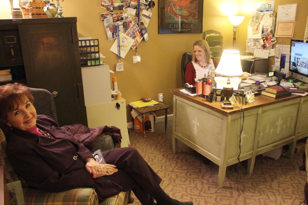 Real estate agent Cindy Conley-Jones | Gallery | dailyindependent.com