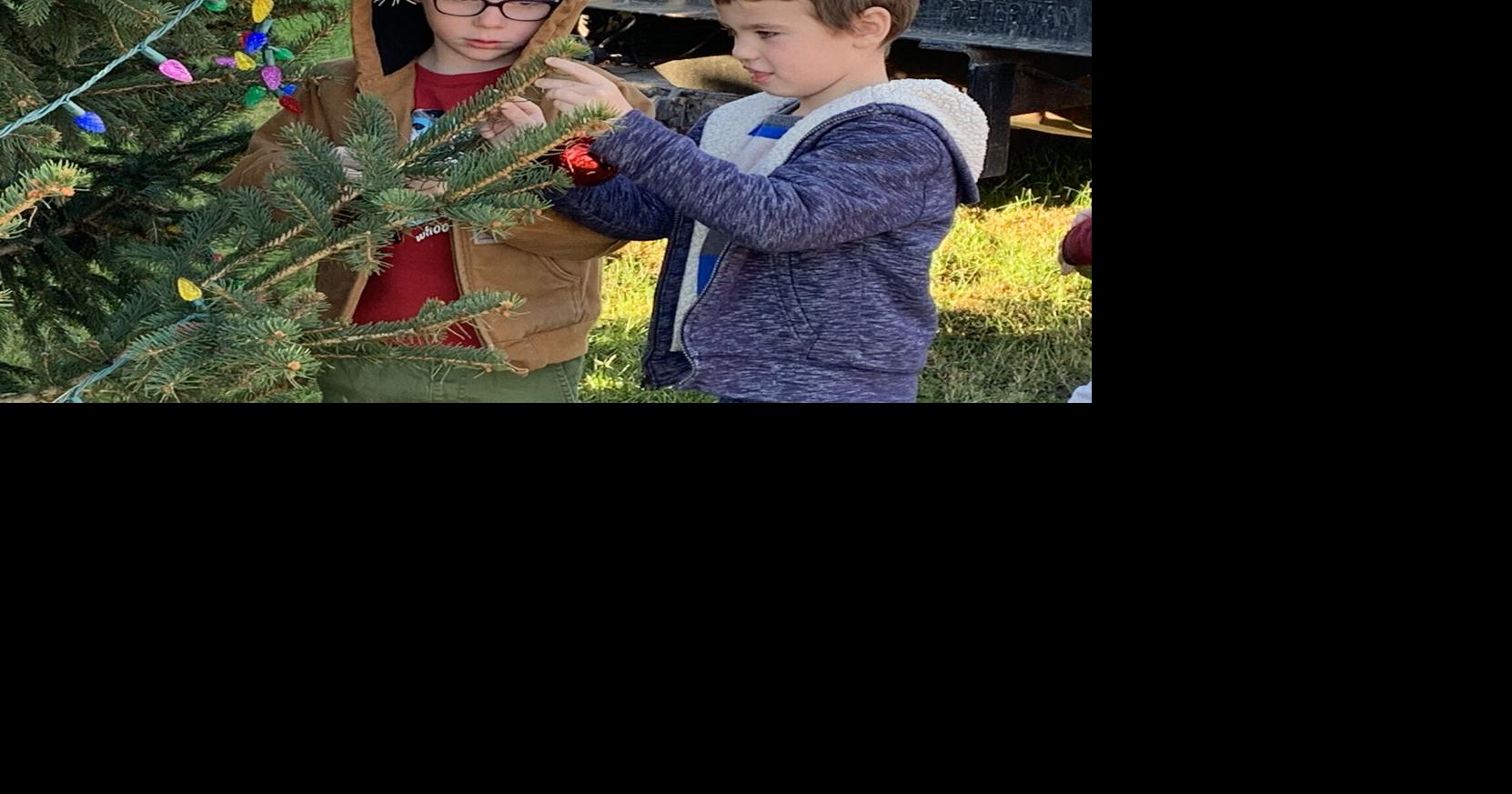 C’burg students help usher in ‘Christmas spirit’ | News ...