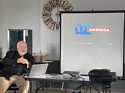DC America discusses plans with Grayson | News | dailyindependent.com