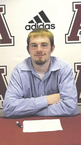 Midway signs ’Cat Conway | Sports | dailyindependent.com