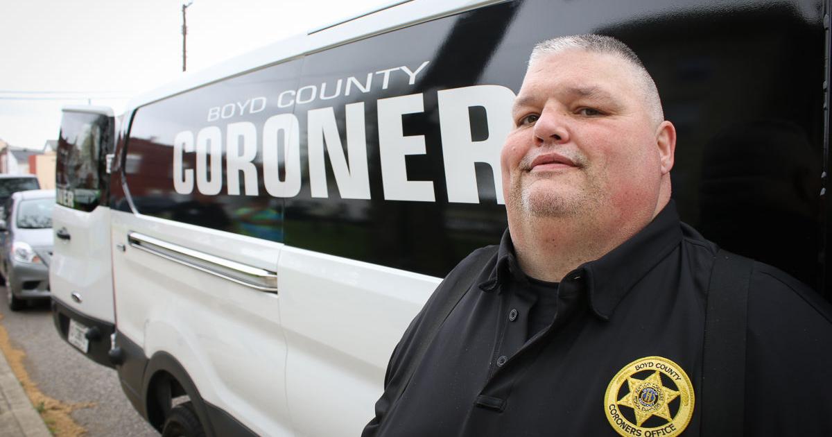 Coroner’s office displays new wheels | News | dailyindependent.com
