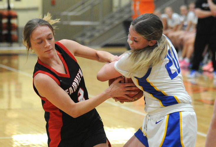 An 'A' for effort: Rams hold off Wildcats rally, meet Cougars in final ...