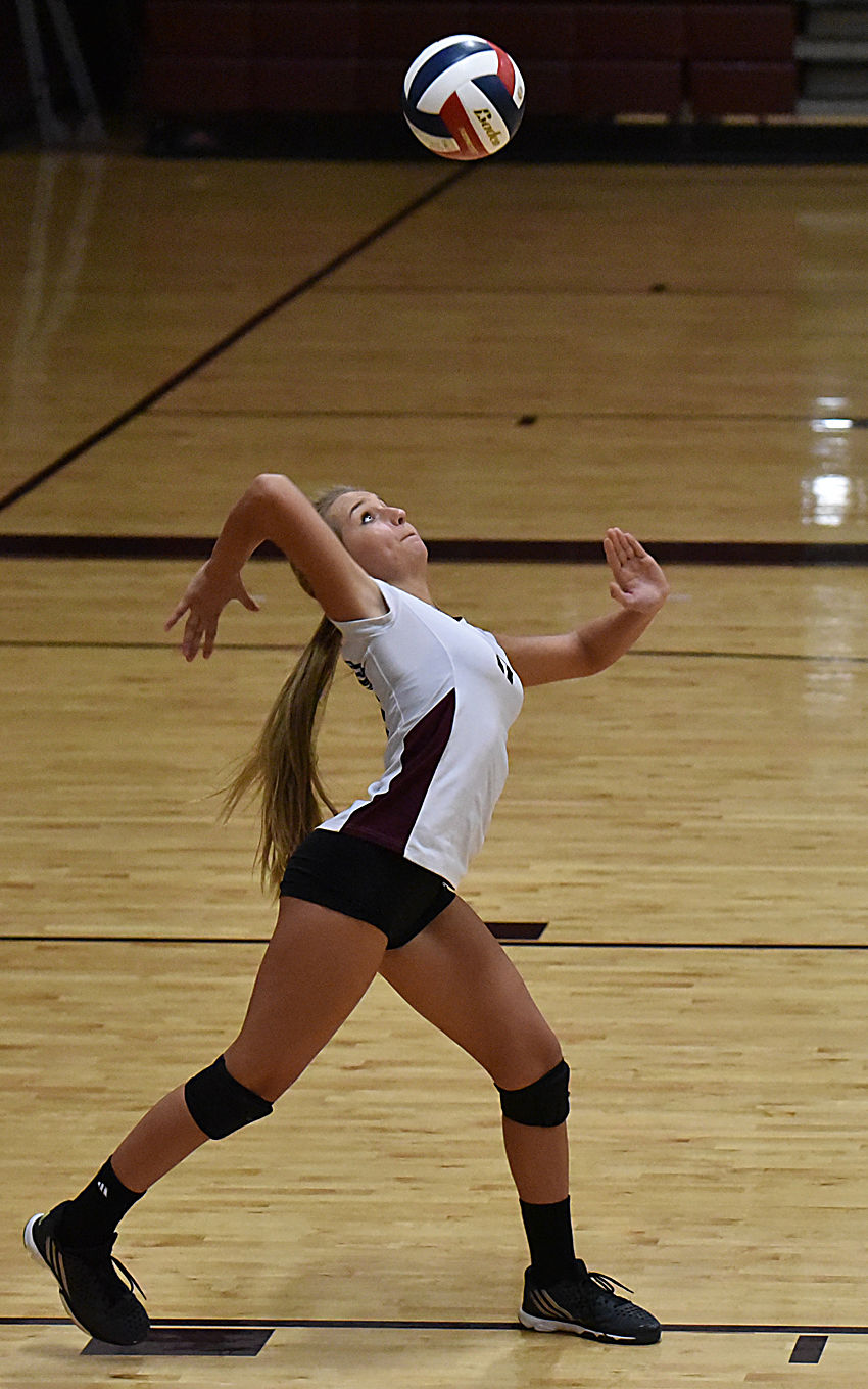 Volleyball: Russell shrugs off aches, pains vs. Ashland | Sports ...
