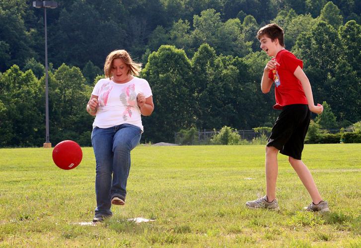 ‘Human Pinball’ gets them moving | News | dailyindependent.com
