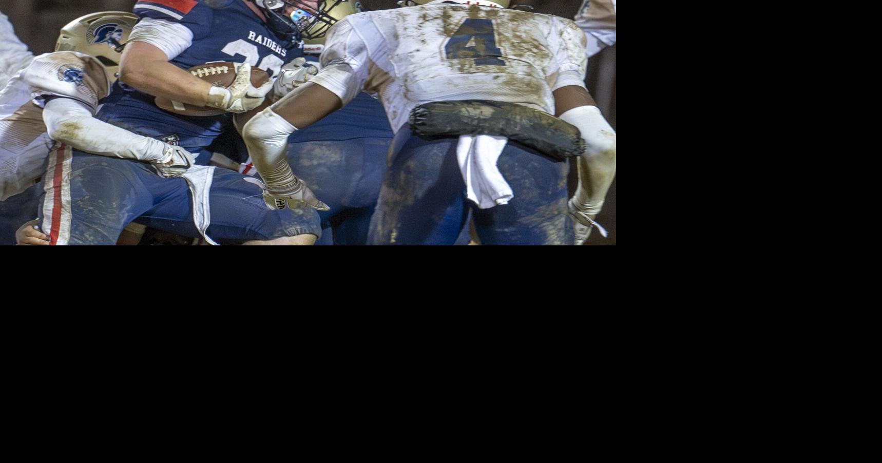 Class 3A playoffs: Yoak, Raiders roll past Juggernauts: Sophomore collects 255 rushing yards ...