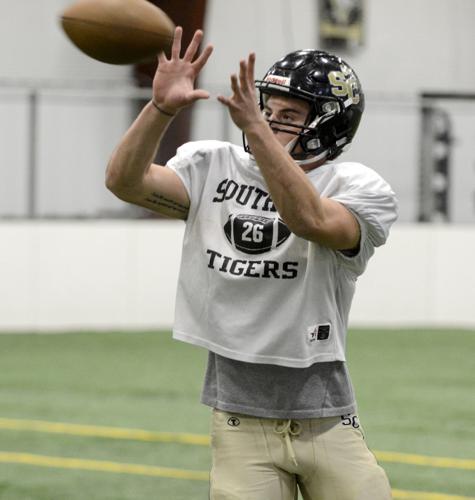 H.S. Football: Southern's Thomas important on and off field | Sports ...