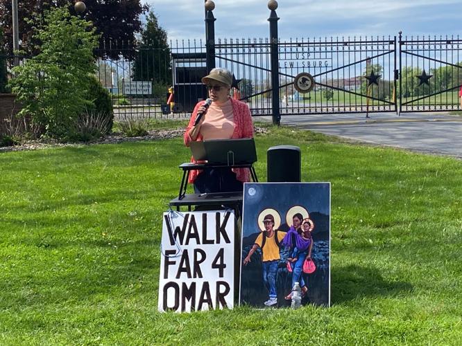 Vigil in support of ICE detainees held outside gates of FCI Lewisburg ...