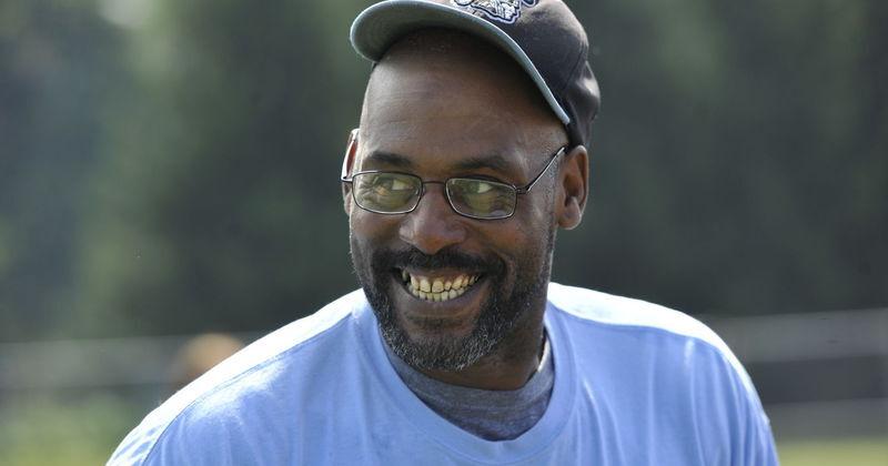 Johnstown legend, former Steelers star Haselrig dies | | dailyitem.com