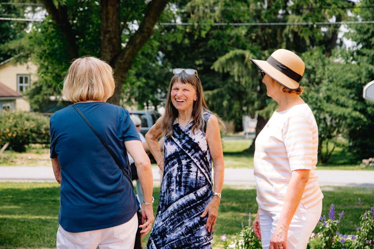 Garden tour a big hit in Mifflinburg | News | dailyitem.com