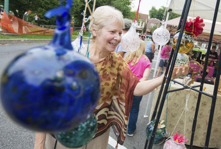 Heart of Lewisburg Music, Craft Festival a hit for crowd | Local News ...