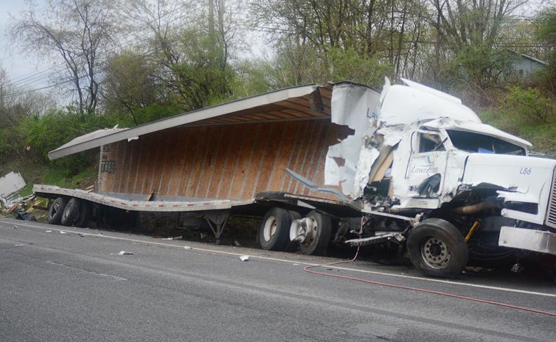 Three hurt in Route 15 crash | News | dailyitem.com