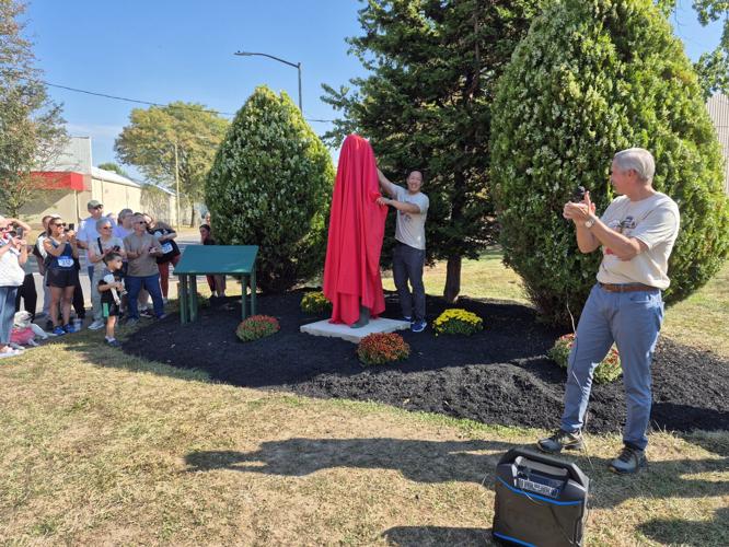 Milton Harvest Festival unveils statue of Chef Boyardee | News ...