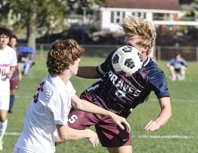 Selinsgrove holds off Braves' rally | Sports | dailyitem.com