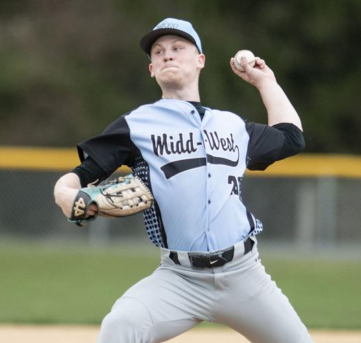 Hufnagle, Schneck carry Mifflinburg past Midd-West | Sports | dailyitem.com