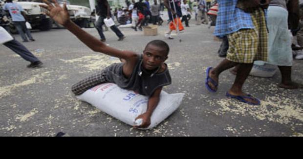 Haiti's homeless plead for tents after earthquake | News | dailyitem.com