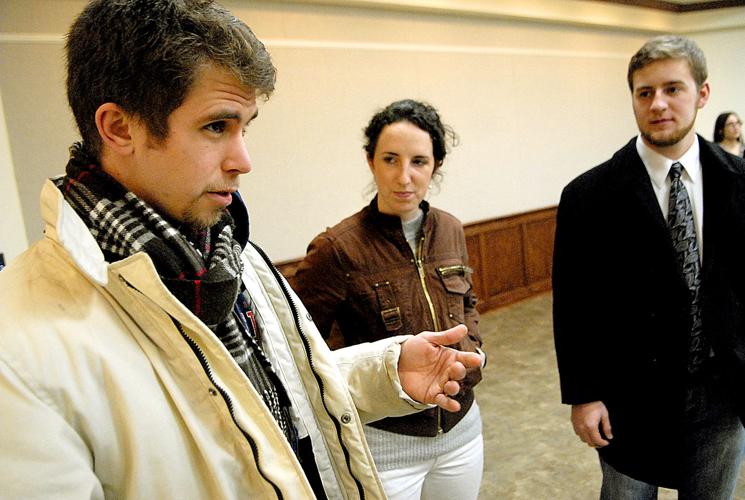 Research: Most students dislike casual intimate relationships | News ...