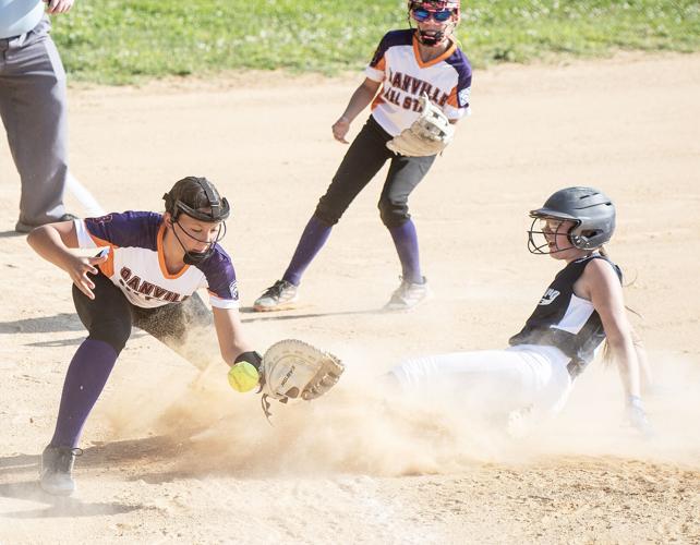 Big early rally boosts Mifflinburg Majors over Danville | Sports | dailyitem.com