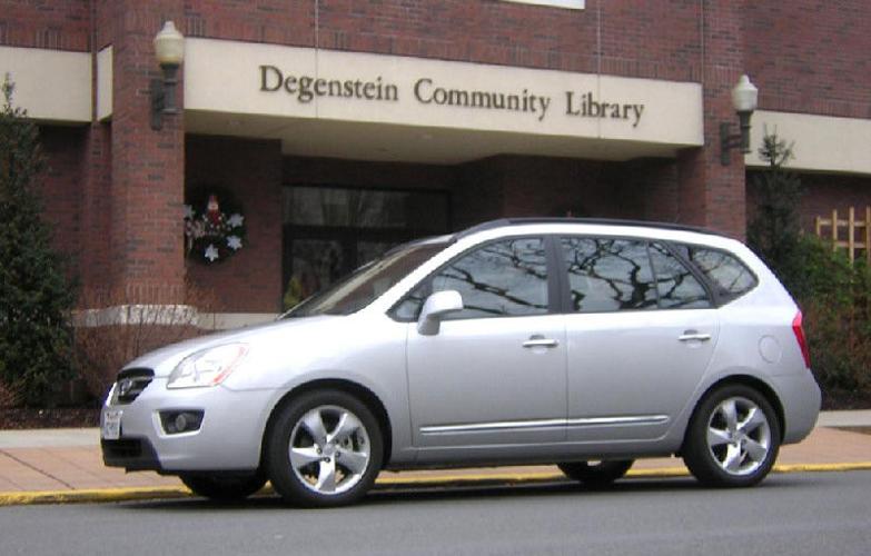 Kia Rondo is a compact SUV for the whole family | News | dailyitem.com