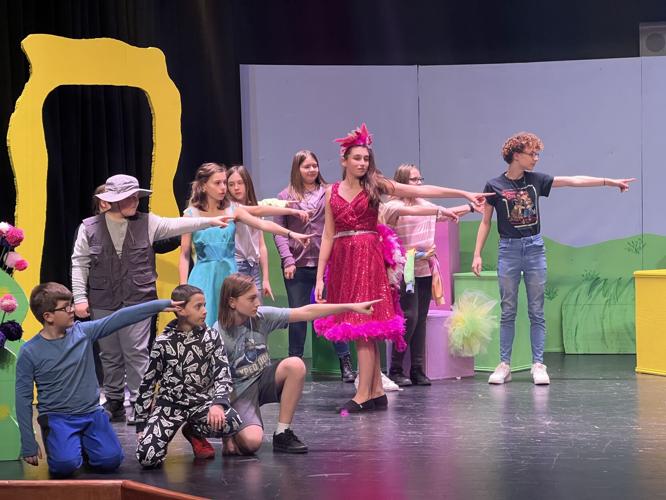 Warrior Run Middle School students ready to be colorful, bubbly ...