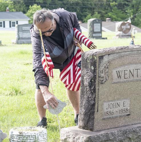 SCI Coal Township employees honor veterans with flags at Sunbury ...