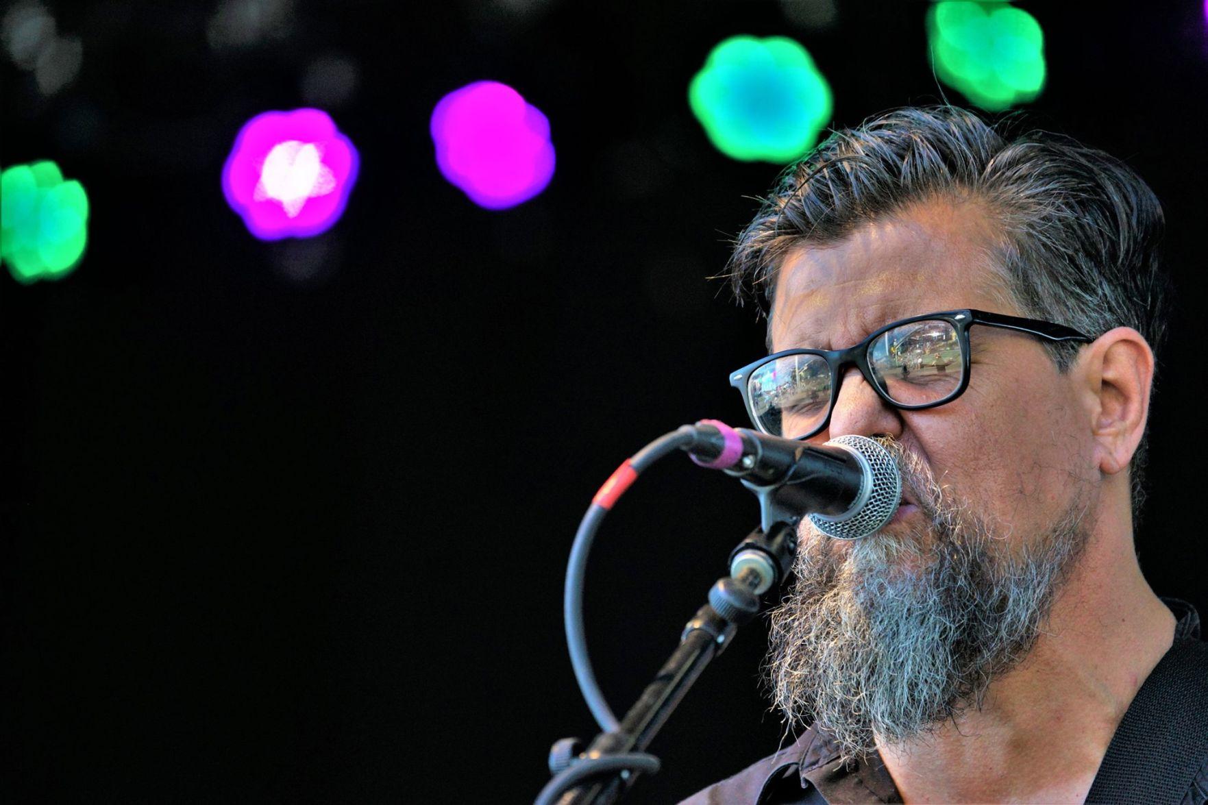 Family raising funds for ex-Badlees musician Bret Alexander's kidney ...