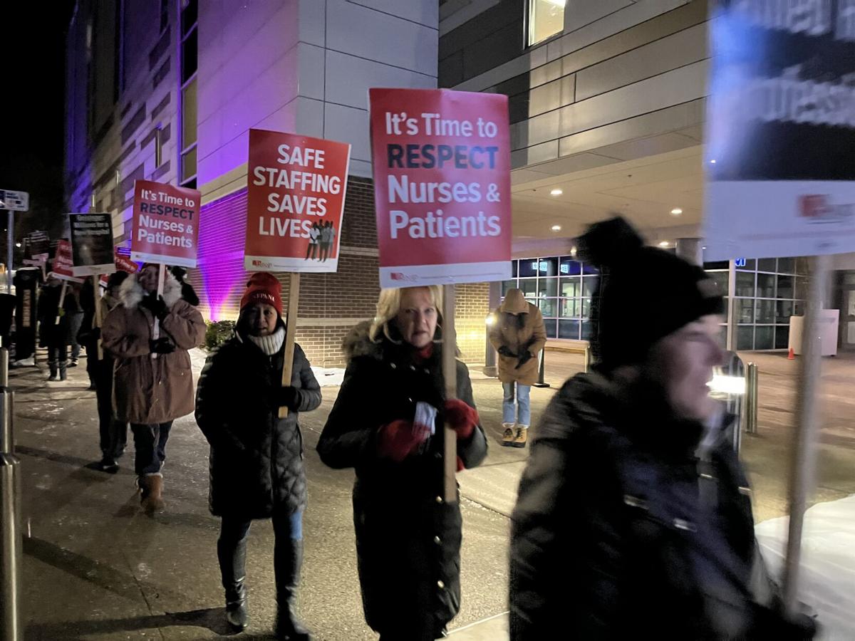 Geisinger employees in Scranton hold informational picket amid contract ...