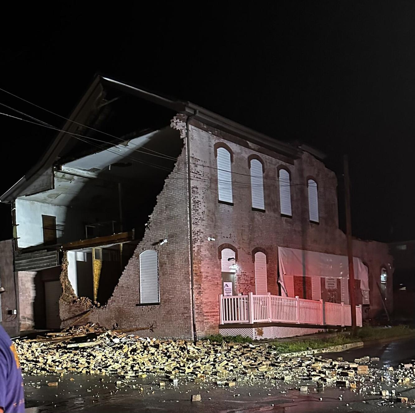UPDATE Storm causes building collapse in Sunbury; power out to ...