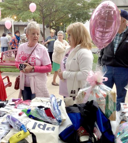 Hundreds show support for Sharon Budd | News | dailyitem.com