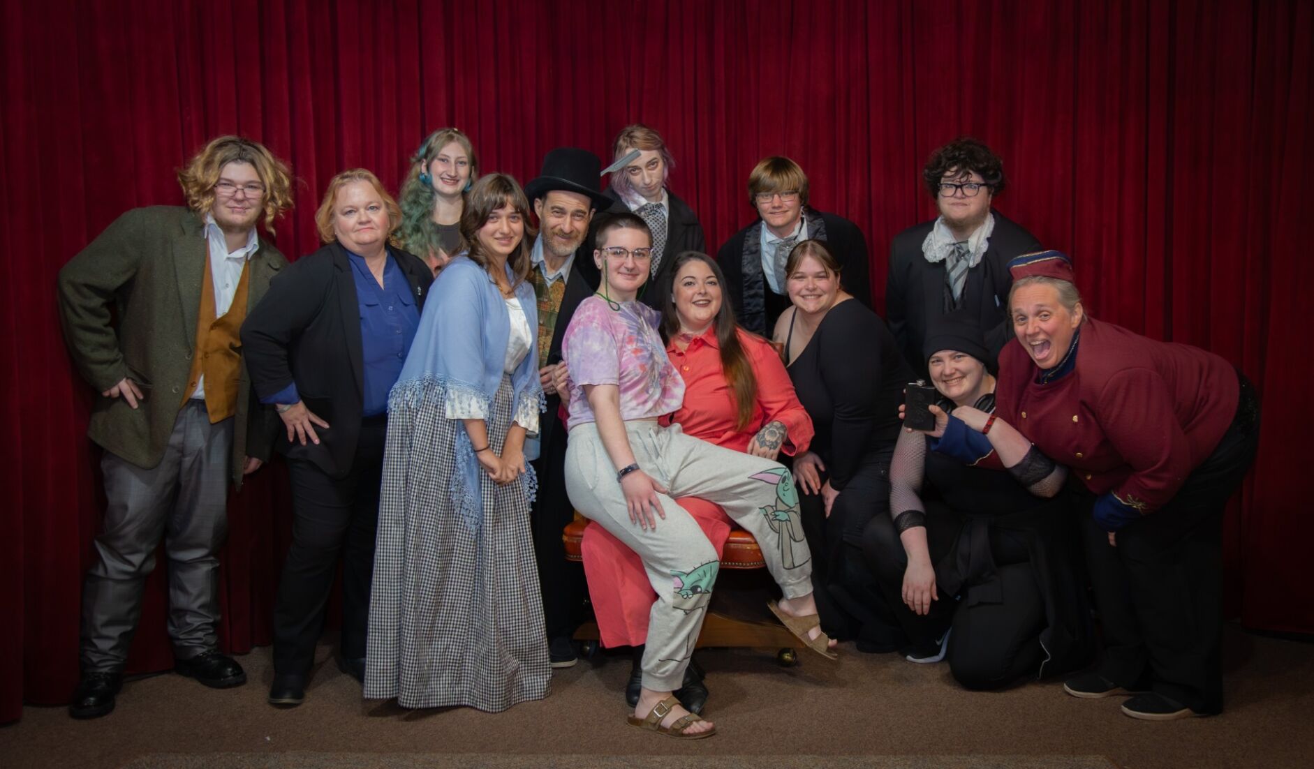 Micro-Theatre plans a fun, festive mix for Holiday Variety Show ...
