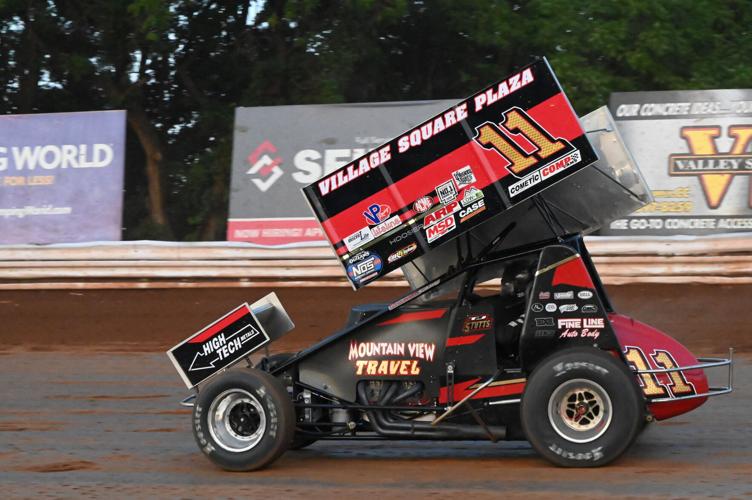 Stutts part of two upsets at World of Outlaws | Sports | dailyitem.com