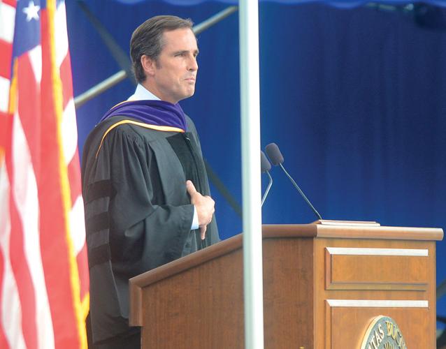 Sunny day, 1,000 degrees at Bucknell ceremony | News | dailyitem.com