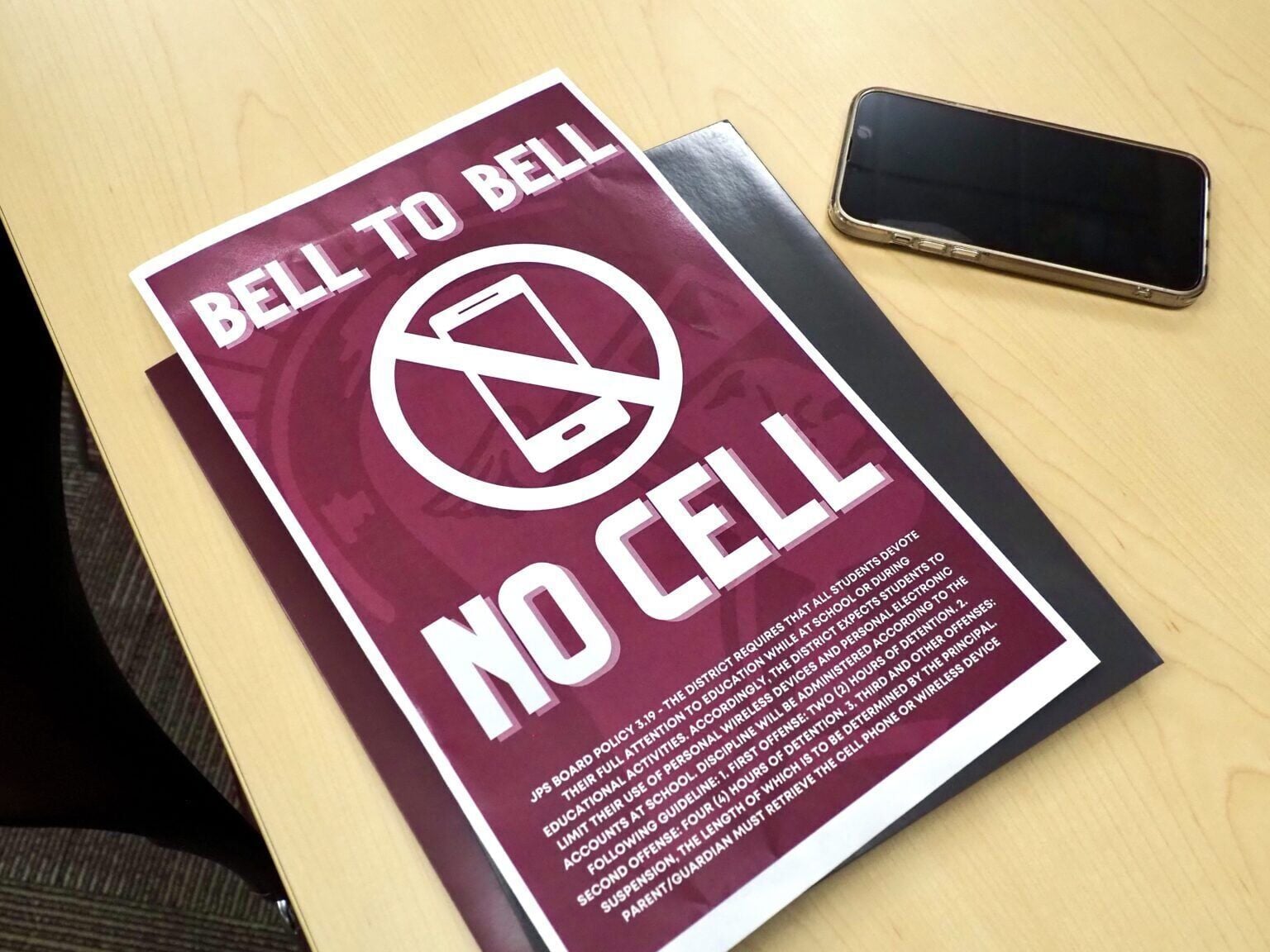 Proposed phone ban in Pa. schools moving through Legislature | Don't ...