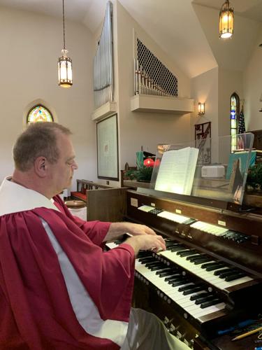 Pipe Organs produce heavenly music | | dailyitem.com