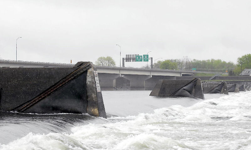 Inflation of dam begins | News | dailyitem.com