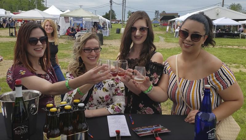 Wine Festival brings out friends, patrons to drink a few glasses ...