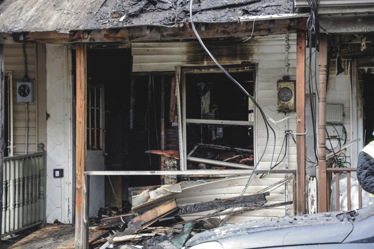 UPDATE At least 14 people displaced by Shamokin fire | News | dailyitem.com