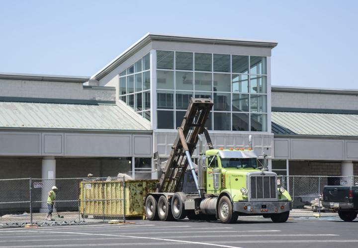 Hobby Lobby, car dealership expect to open on Strip around September ...