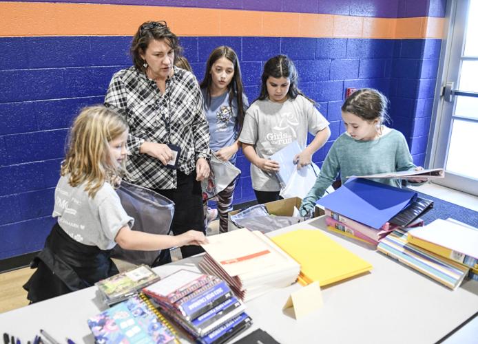 Liberty Valley Girls on the Run donate to Gate House | The Danville ...