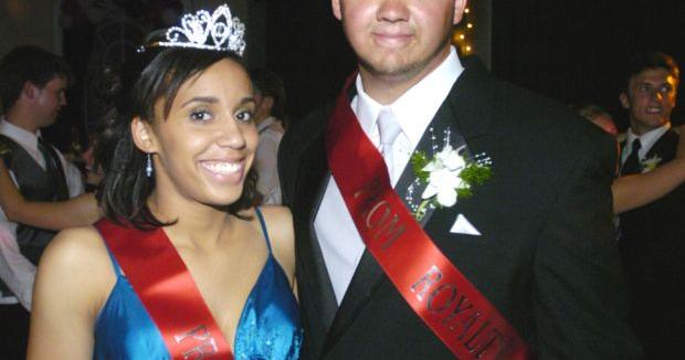 Prom season continues at local high schools | News | dailyitem.com