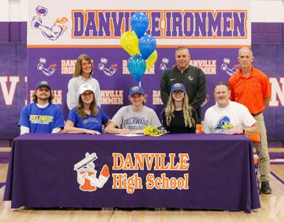 Sarah Sharp Delaware track | | dailyitem.com