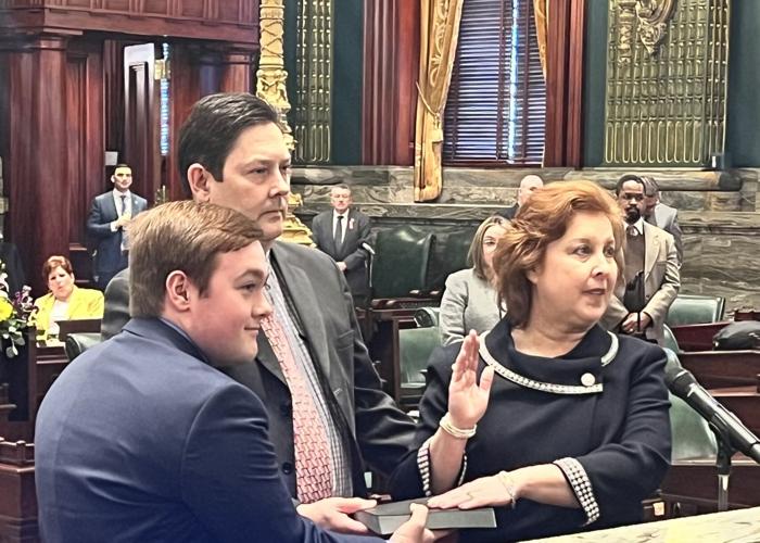 UPDATE State Sen. Culver sworn in; 100 supporters gather for ceremony ...