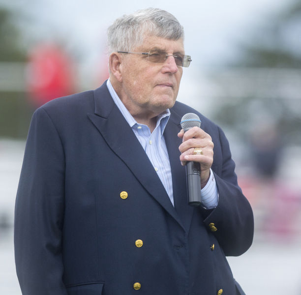 Successful coach Muir celebrated at halftime | Sports | dailyitem.com