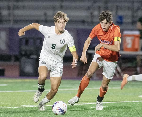 Motivated Green Dragons win after Ayres injury | Sports | dailyitem.com