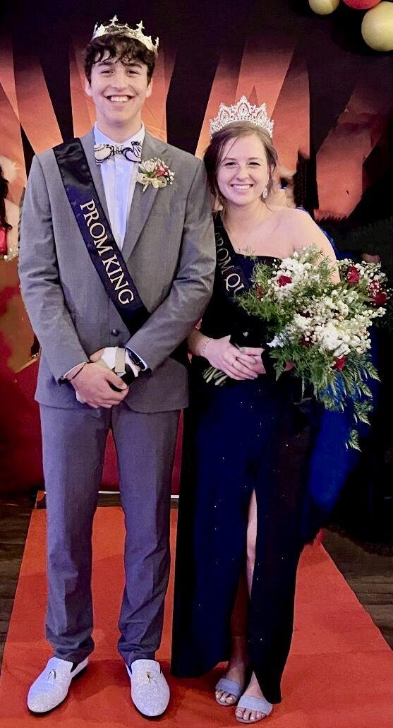Midd-West High School Prom King and Queen | | dailyitem.com