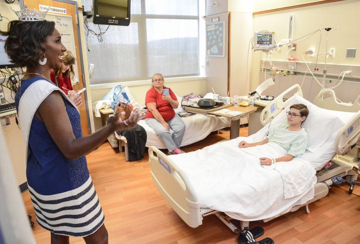 Miss Pennsylvania visits Janet Weis Children's Hospital | News ...