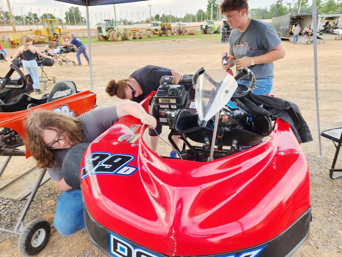Line Mountain's Derck drives on hardwood, kart track | Sports ...